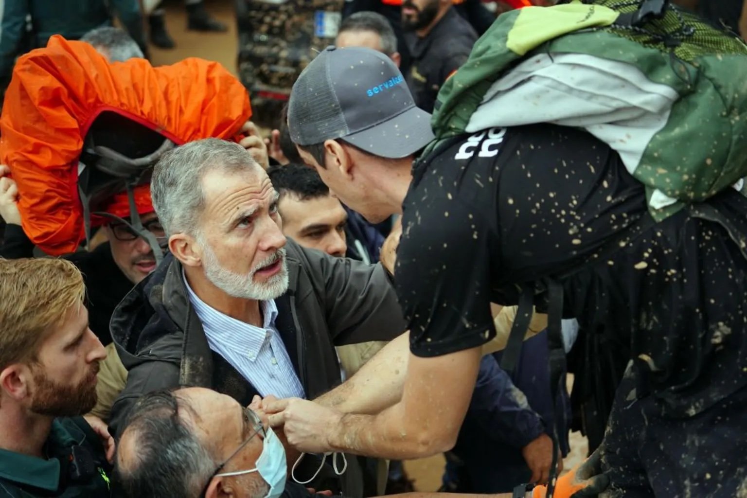 Spain’s King and Queen Face Mud Attack in Flood-Stricken Valencia
