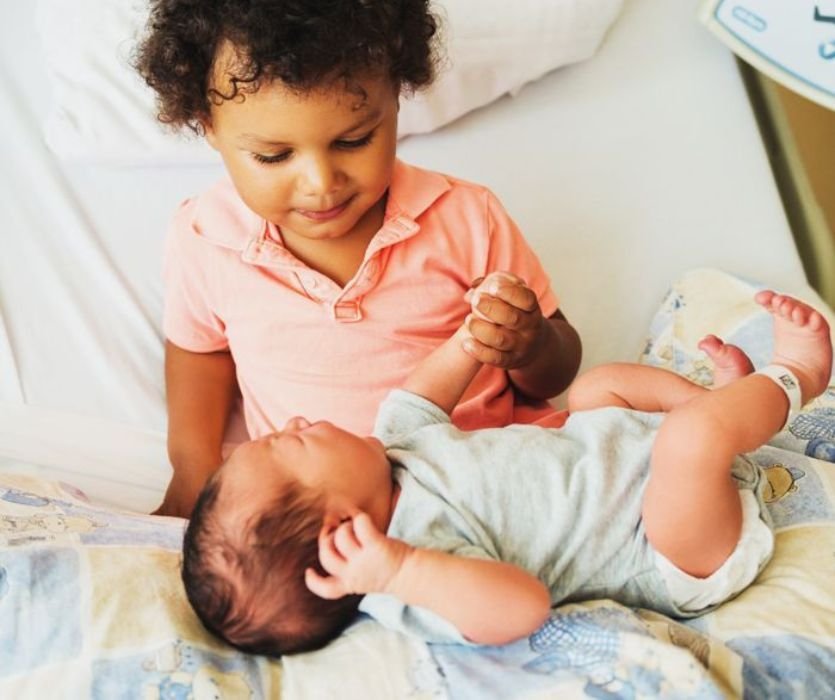 UAE Birth Rates Hit 30-Year Low, Government Acts With New Measures